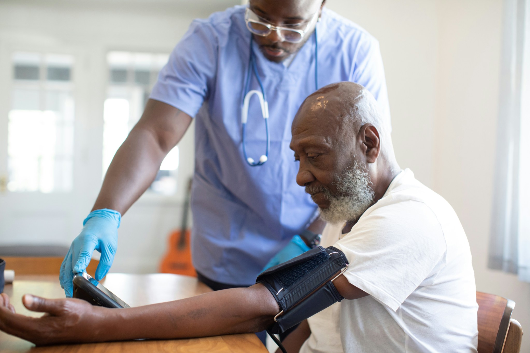 Paramedics VS Nurses: Who’s School is Harder – The Medic Mentor